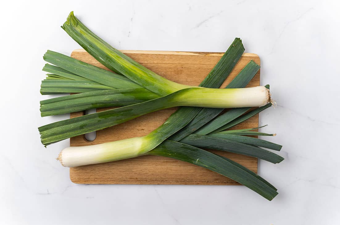 How to Cut Leeks {Step-by-Step} - Healthy Fitness Meals