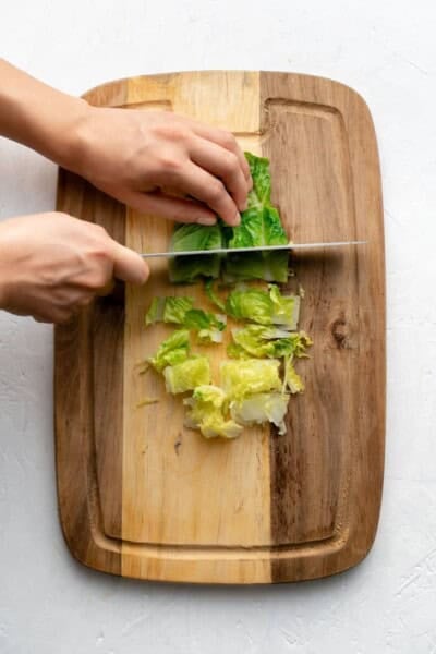 How To Cut Romaine Lettuce - Healthy Fitness Meals