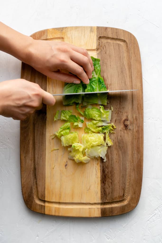 How To Cut Romaine Lettuce - Healthy Fitness Meals