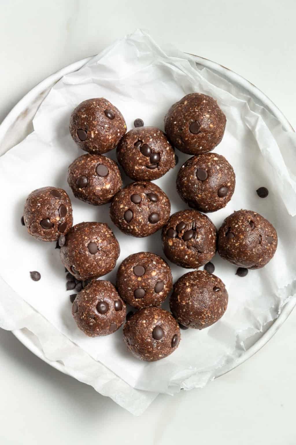 Double Chocolate Chip Date Energy Balls - Healthy Fitness Meals
