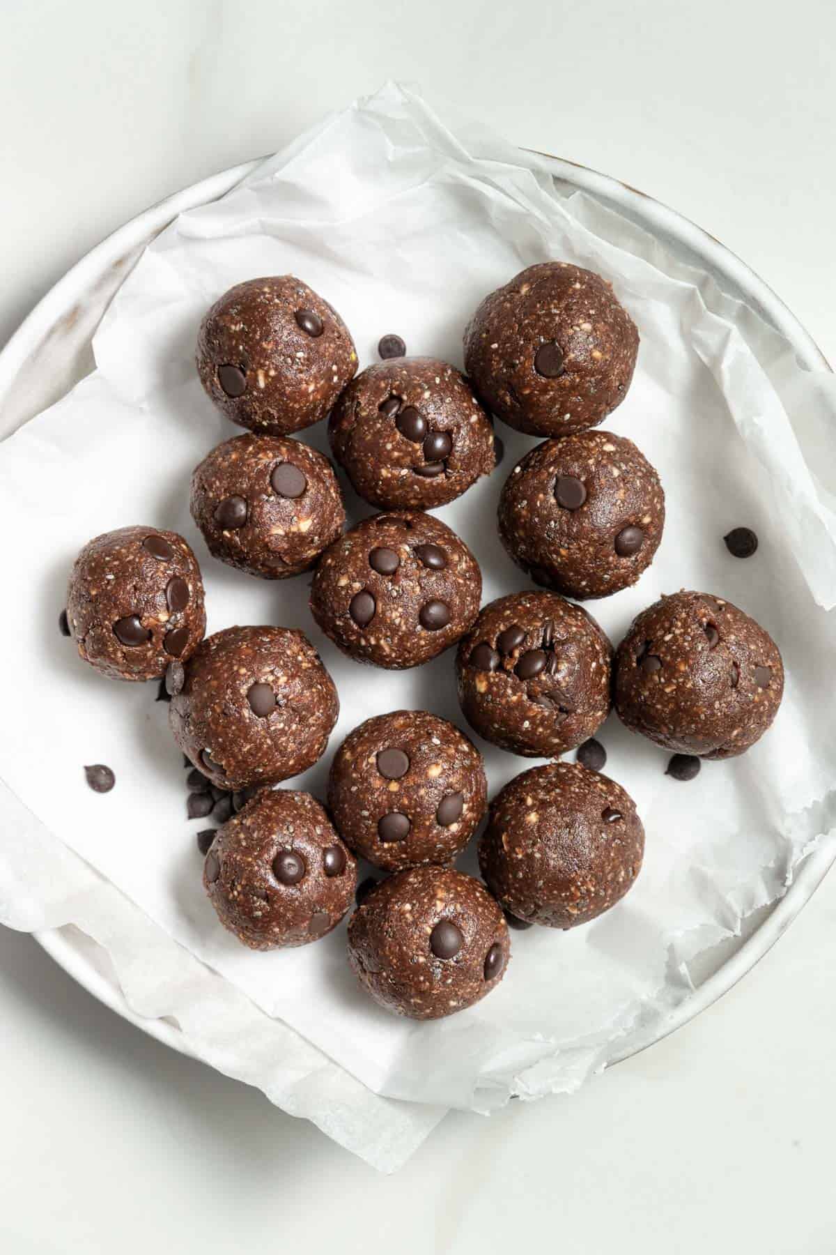 Double Chocolate Chip Date Energy Balls - Healthy Fitness Meals