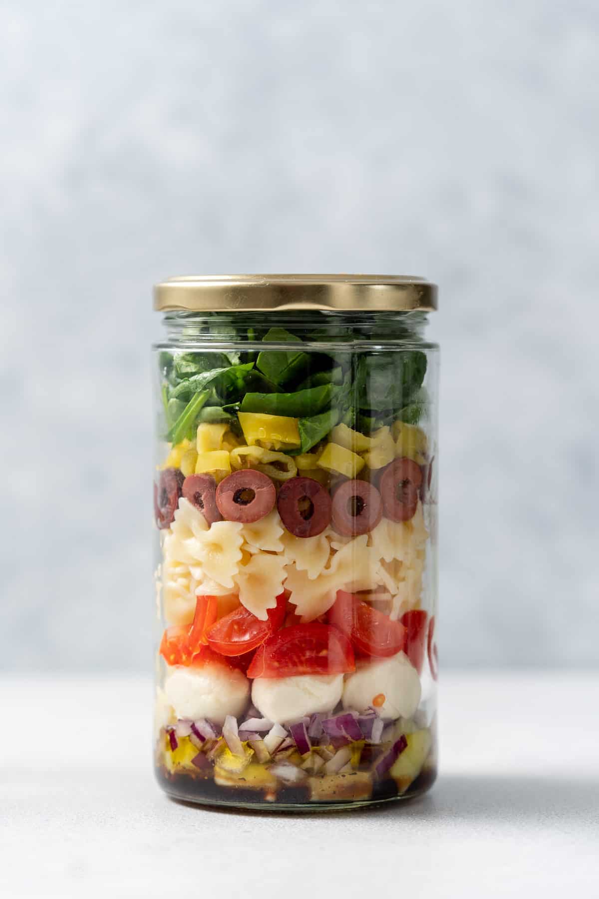 Vegetarian Italian Pasta Salad Jar - Healthy Fitness Meals