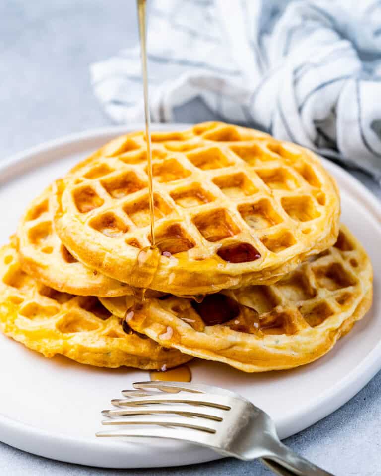 3-Ingredient Chaffle Recipe {8 Minutes} - Healthy Fitness Meals