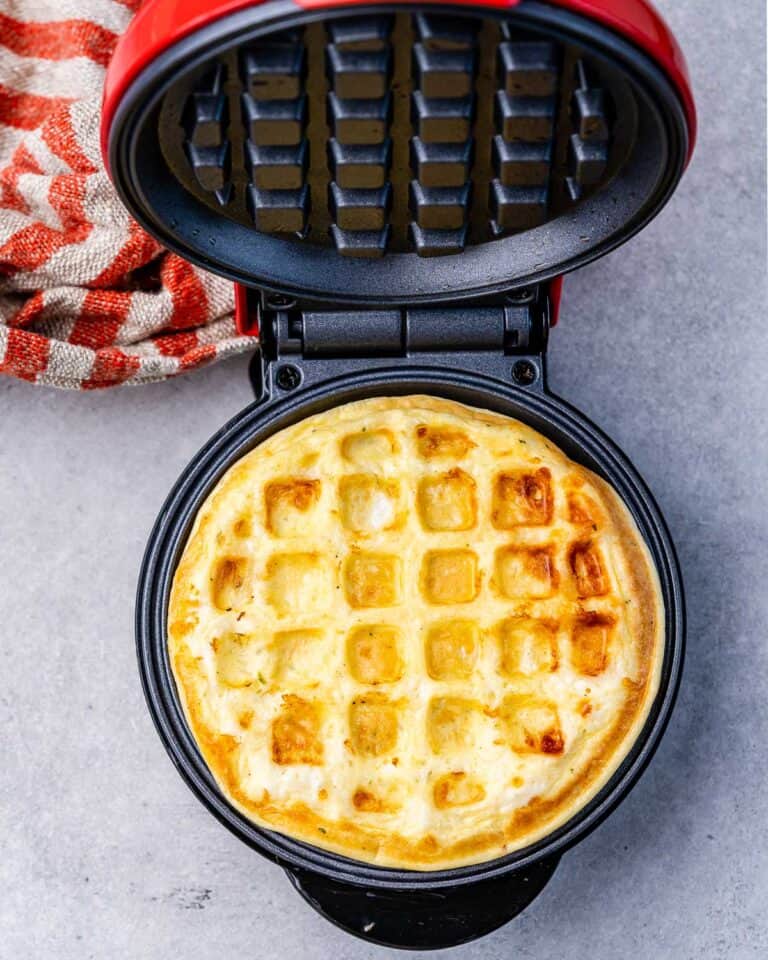 3-Ingredient Chaffle Recipe {8 Minutes} - Healthy Fitness Meals
