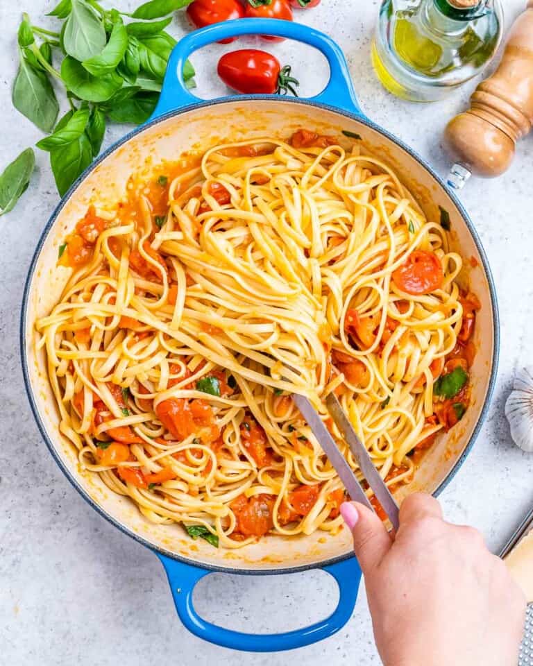 Tomato Basil Pasta (Quick & Simple) - Healthy Fitness Meals