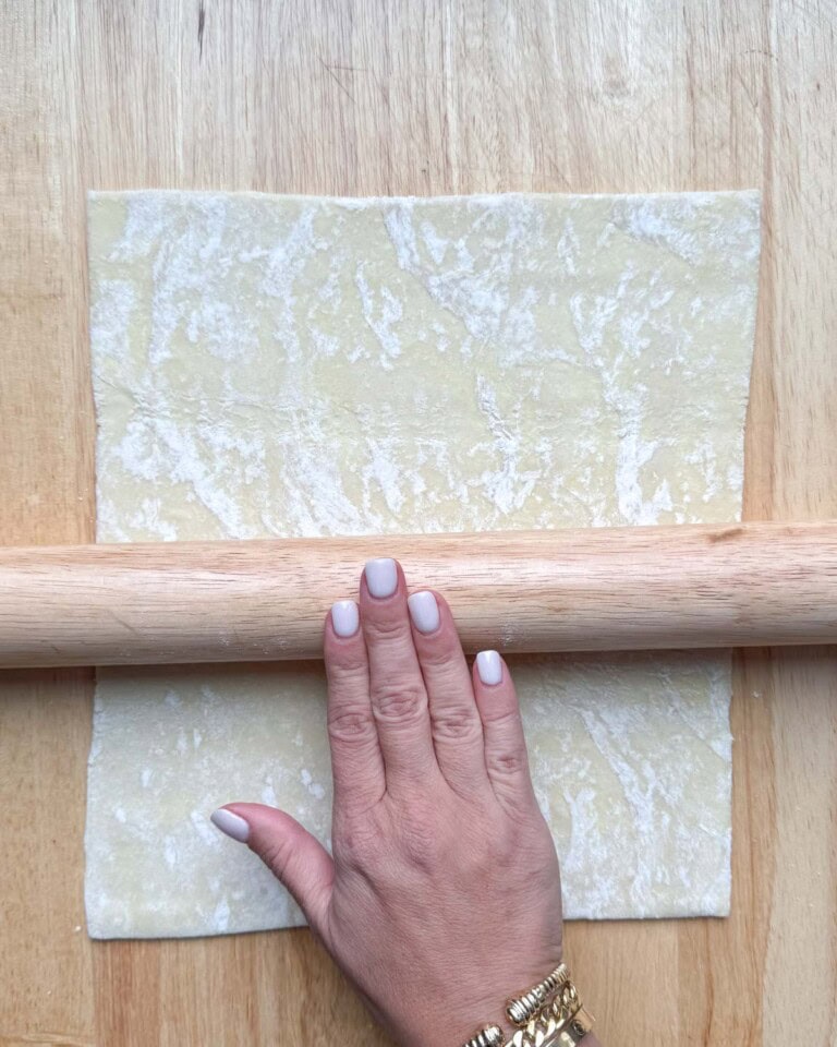 Cinnamon Roll Puff Pastry Snowflake - Healthy Fitness Meals